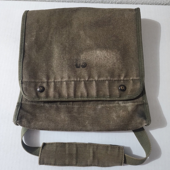 U.S. Army | Bags | Vintage 8s Us Army Map Dispatch Field Bag Military ...